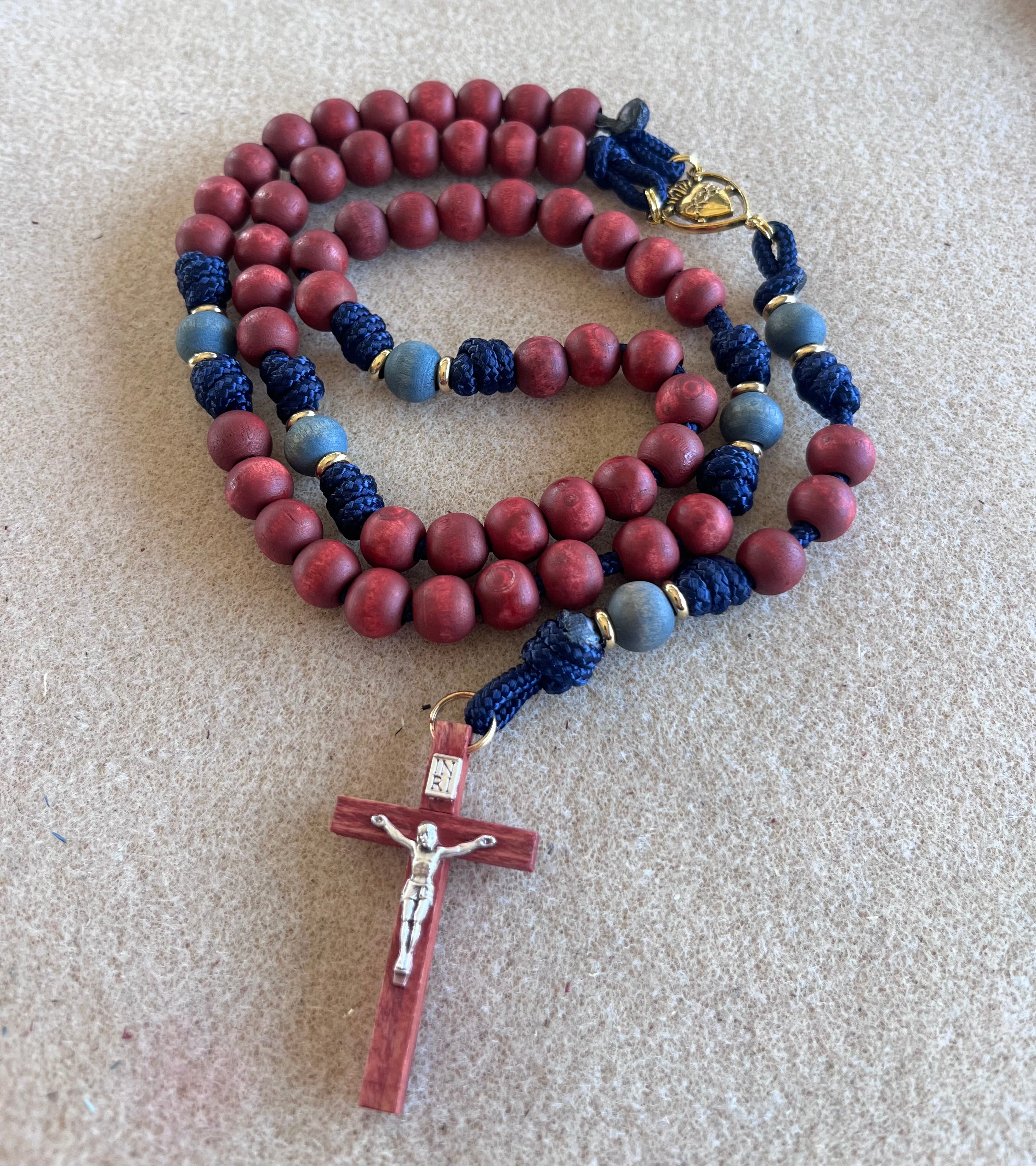 The Influencer (Carlo Acutis) Rosary – Verso L'alto Crafts