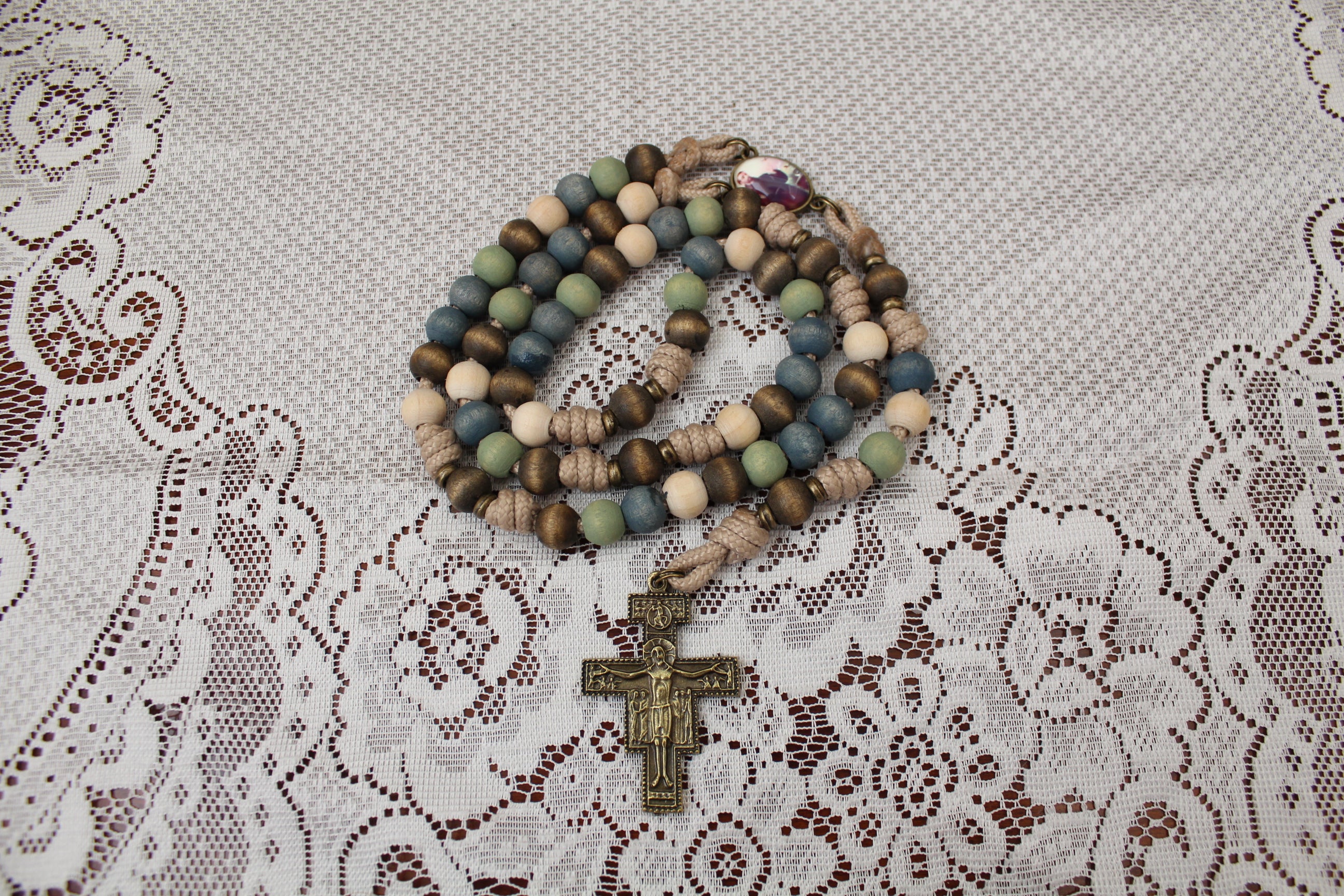 The Assisi Rosary – Verso L'alto Crafts